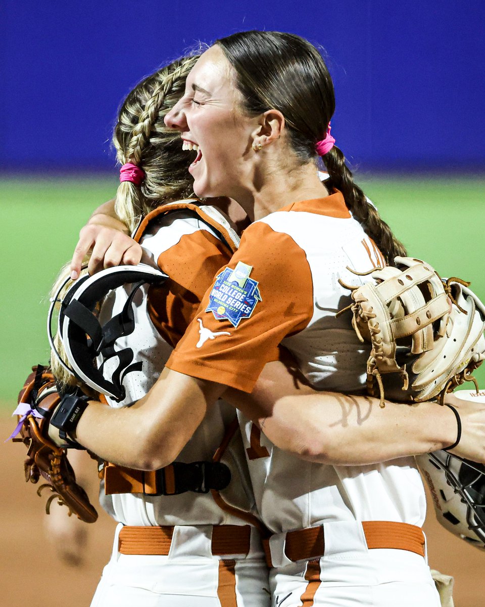 Teagan Kavan Pitches 24.2 Innings, Named 2025 WCWS Most Outstanding ...