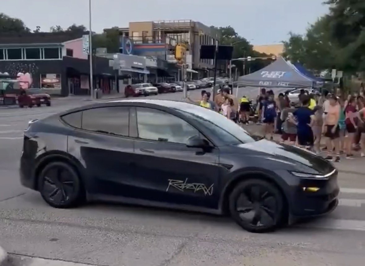 Tesla Gains Austin AV Listing as Driverless Model Y Robotaxi Hits City ...