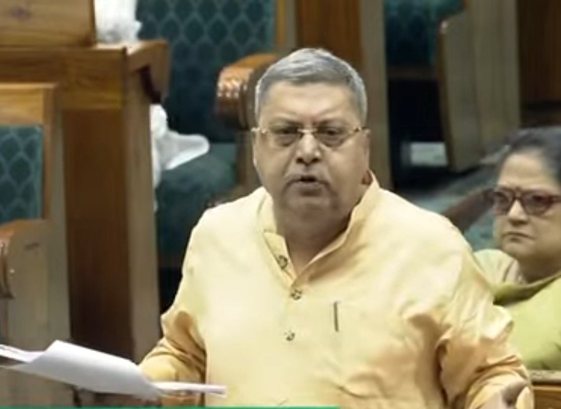 TMC MP Kalyan Banerjee Calls Mahua Moitra Anti-Woman for Breaking 40-Year Marriage, Marrying 65 ...