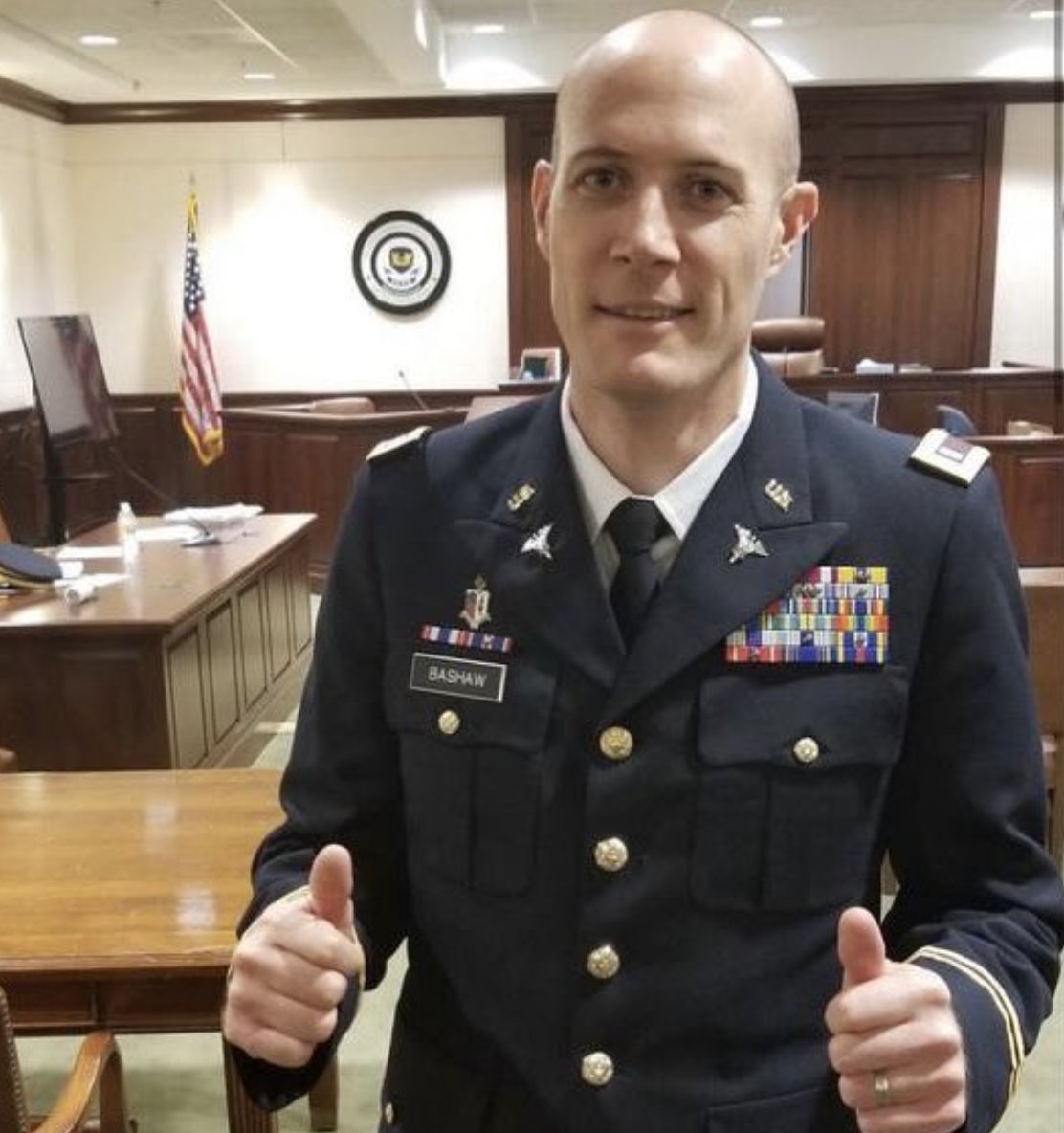 Trump Grants Full Pardon to Unvaccinated Former Army Lt. Mark Bashaw ...