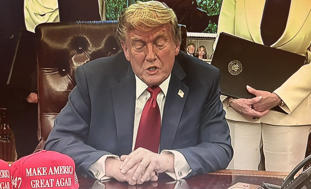 Trump Praises Elon Musk’s Campaign Help, DOGE Role, and Cars in Oval ...