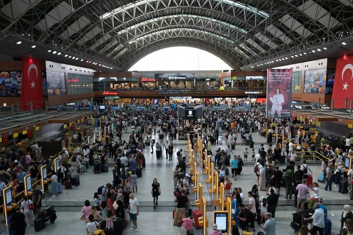 Türkiye's Airports Serve 85.4 Million Passengers; Istanbul Airports 50 Million, South Korea ...