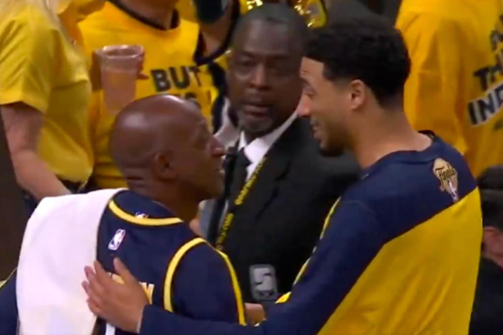 Tyrese Haliburton Hits Fourth-Quarter Step-Back Three, Fakes Out Cason Wallace, Earns Reggie ...