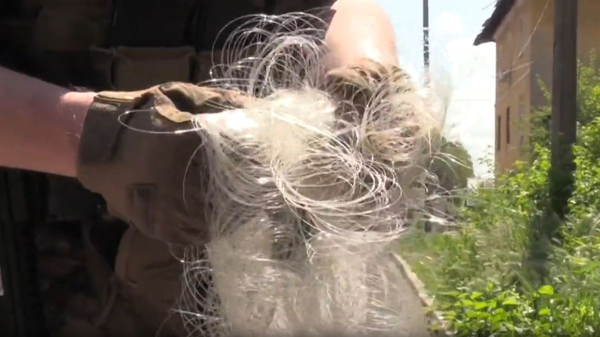 Ukraine’s 414th Brigade "Birds of the Magyar" Use Fiber-Optic FPV ...