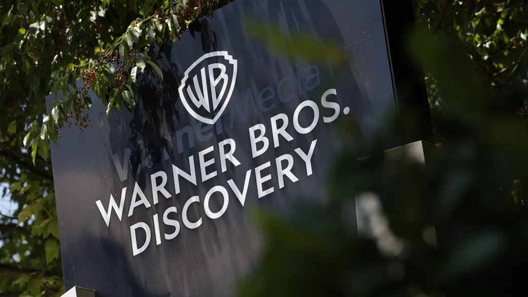 Warner Bros. Discovery to Split Into Two Companies, Backed by $17.5 Billion JPMorgan Loan ...