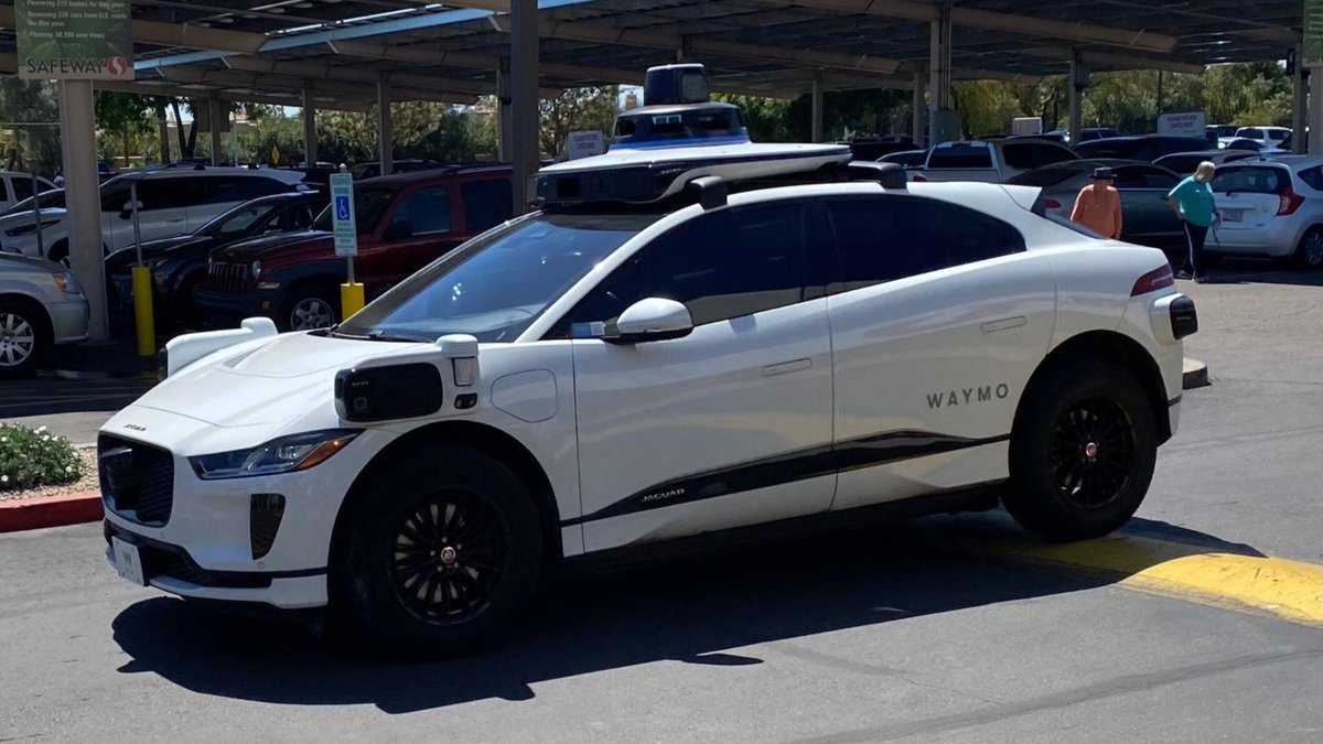 Waymo, Magna Open Arizona Plant to Build 2,000 Jaguar I-PACE Robotaxis ...